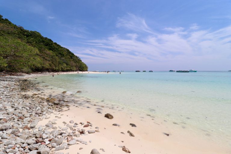 Strand auf Ko Rok Nai, Thailand • Jamane